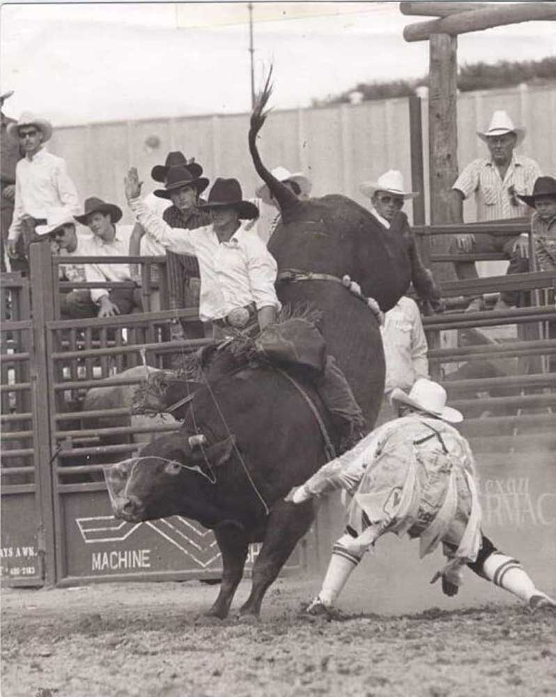 Rodeo managers, experts talk safety after Sisters bull incident ...