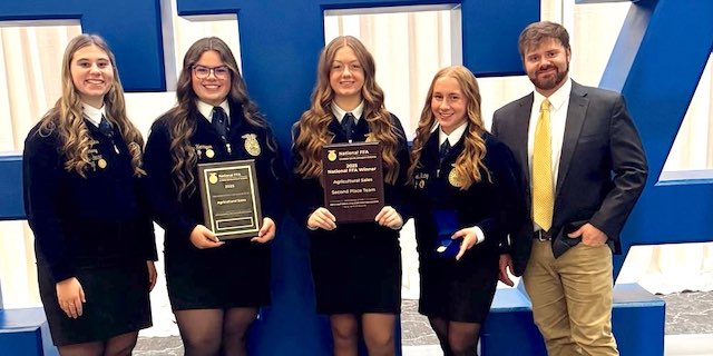 Washington FFA snags two team titles, individual champ at National FFA ...
